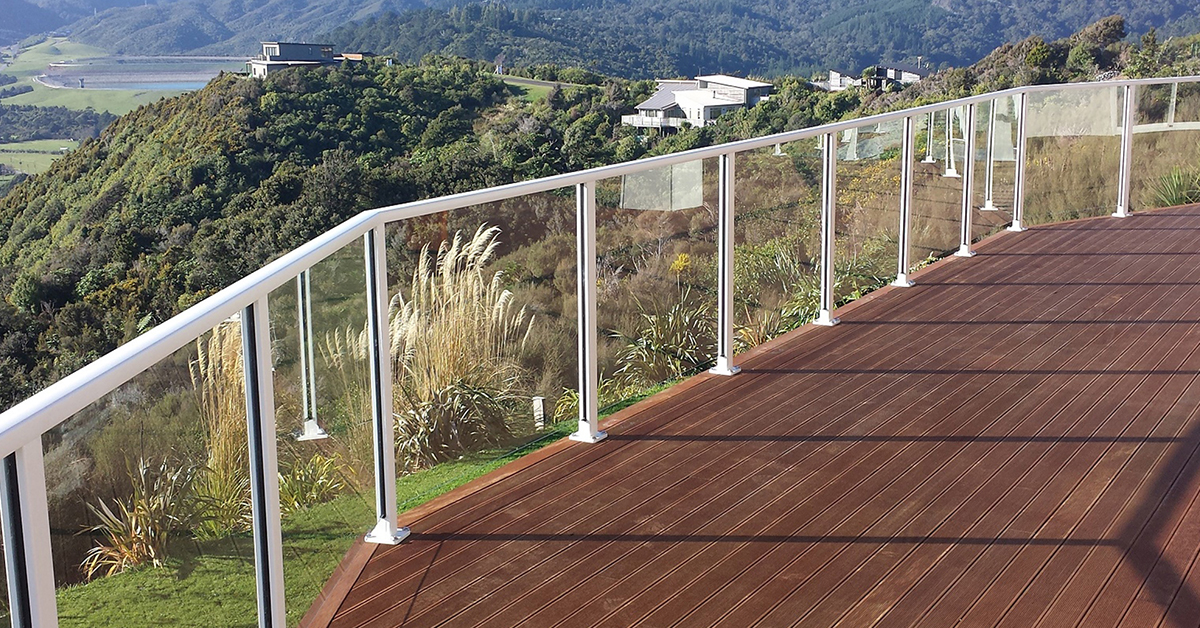 Does Glass Balustrade Need a Handrail in Auckland, NZ?